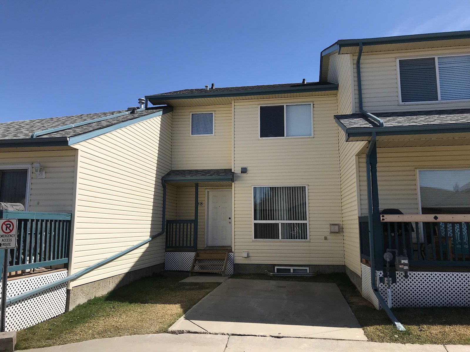 Edmonton Pet Friendly Townhouse For Rent | McDougall | 3 Bedroom ...
