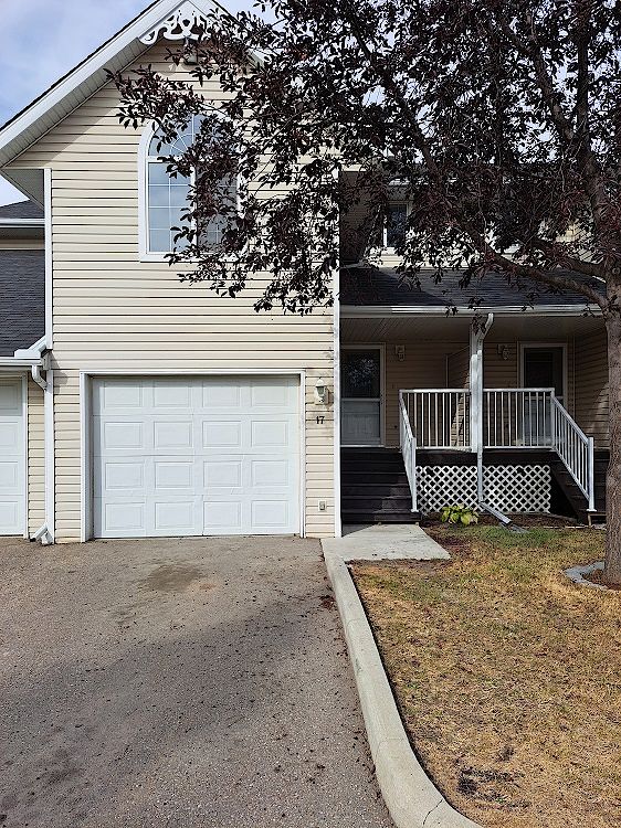 Airdrie Condo Unit For Rent | Airdrie Meadows | 4 Bedrooms with 3.5 ...