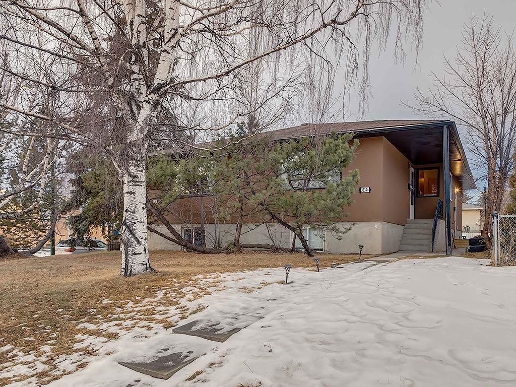 Calgary Pet Friendly Main Floor For Rent | Glenbrook | Private and ...