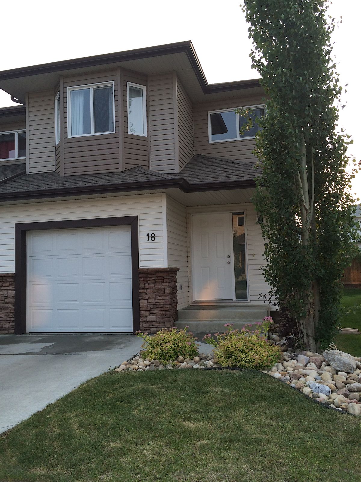 Edmonton Townhouse For Rent | Brintnell | BRINTNELL 3 BDRM 2.5 BATH ...