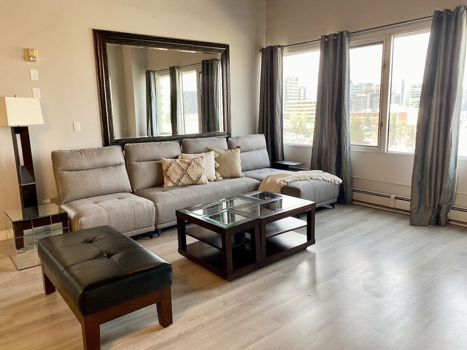 Edmonton Pet Friendly Condo Unit For Rent | Downtown | Live in this ...