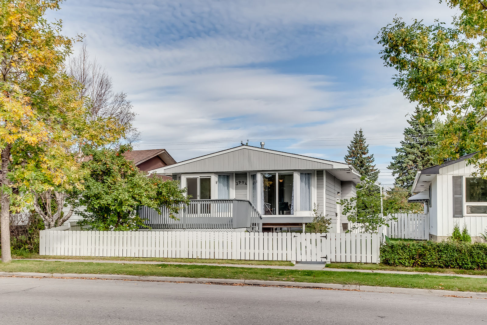 Calgary Pet Friendly Basement For Rent | Dover Glen | Legal 2 bedroom 1 ...