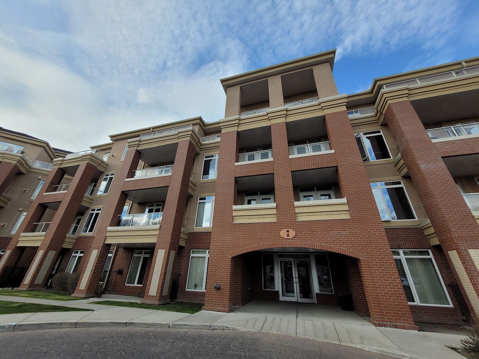 Calgary Pet Friendly Condo Unit For Rent | Spruce Cliff | Spruce Cliff ...