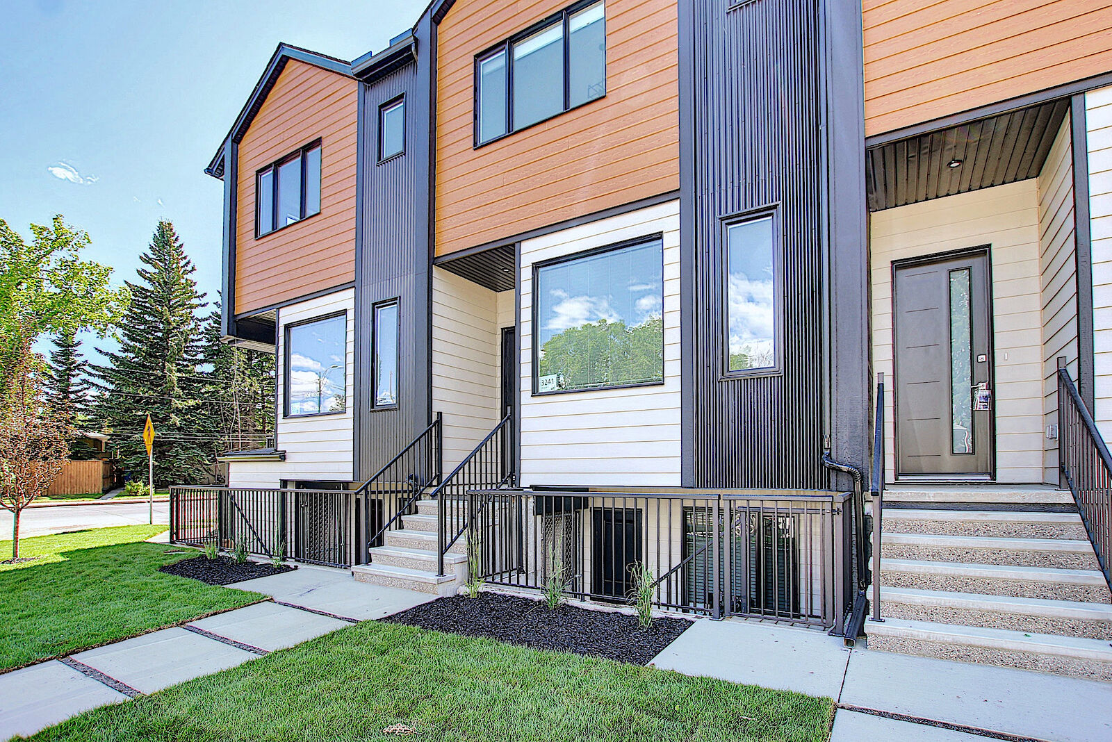 Calgary Pet Friendly Townhouse For Rent | Rutland Park | I bedroom ...