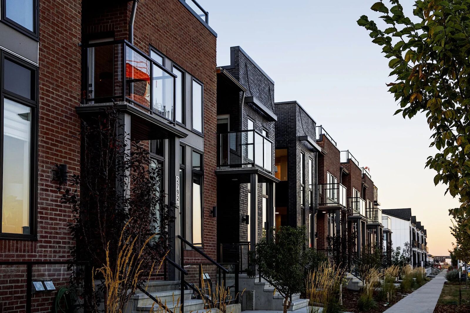 Edmonton Townhouse For Rent | Downtown | Perfect Location - New ...