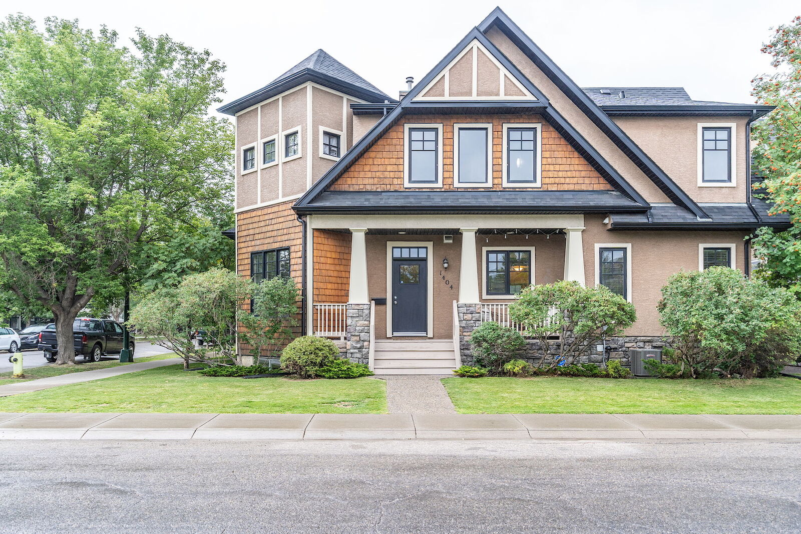 Calgary Pet Friendly Duplex For Rent | Sunalta | SUNALTA DUPLEX ...