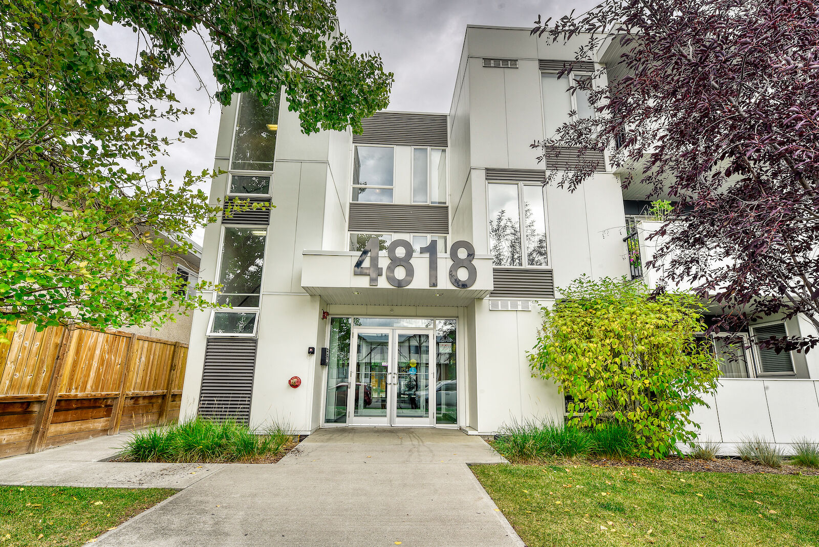 Calgary Condo Unit For Rent | Varsity | Bright 2 bedroom condo near ...