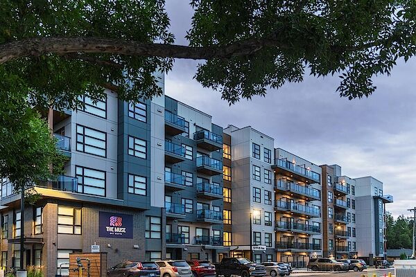 Edmonton Pet Friendly Apartment For Rent | Old Strathcona | Enjoy 1 ...