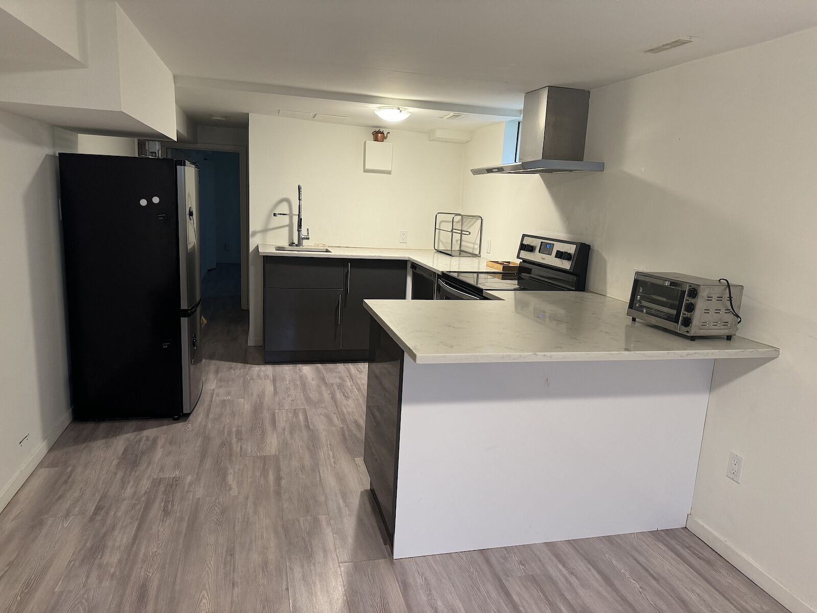 Calgary Basement For Rent | Sunnyside | Basement with 2 bds, 1 | ID ...