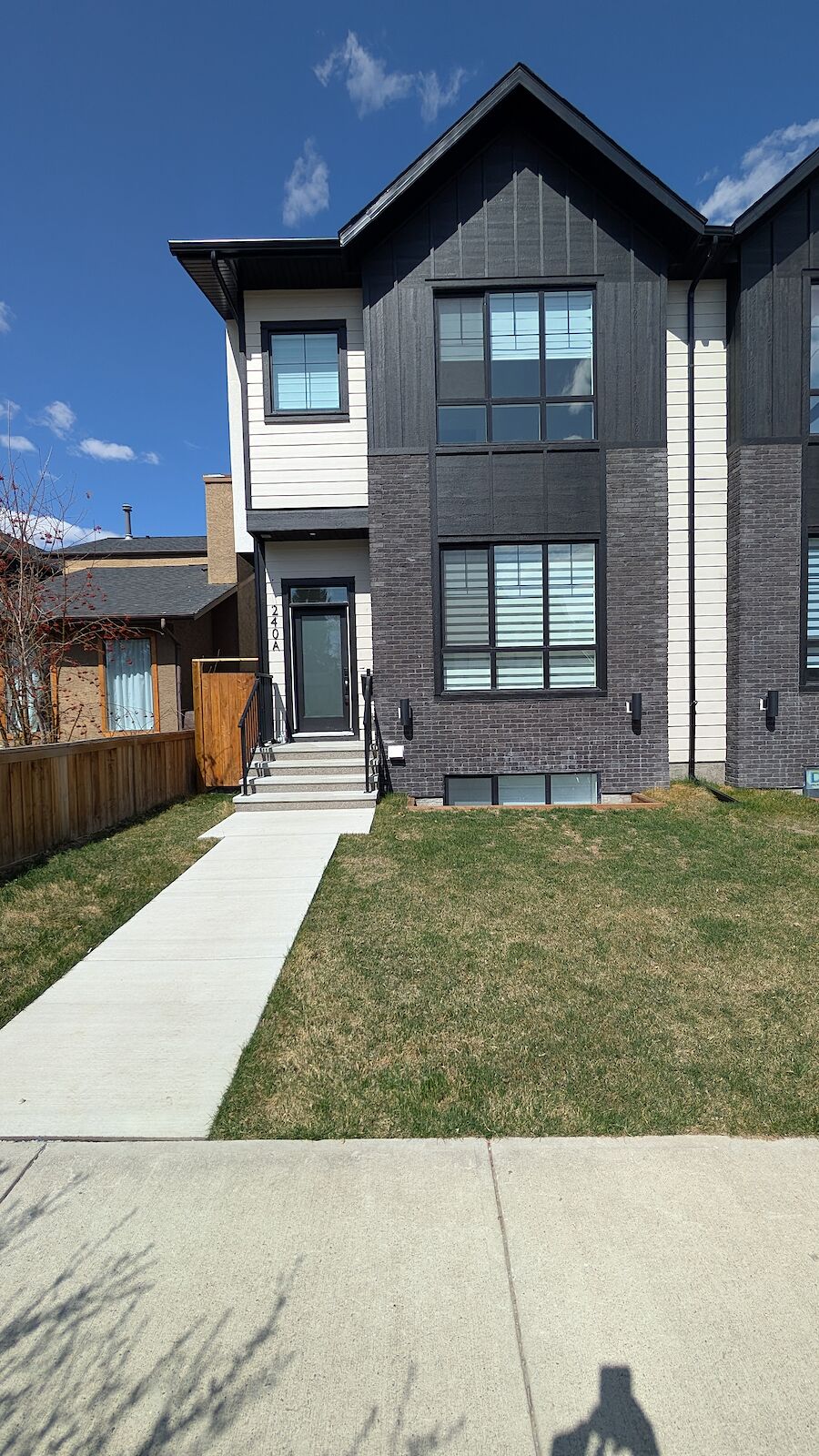 Calgary Duplex For Rent | Tuxedo Park | STUNNING 4 BED, 3.5 BATH | ID ...