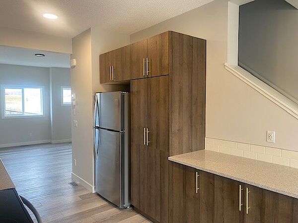 Calgary Townhouse For Rent | Tuscany | Newer Townhouse: 2 Bedrooms 2.5 ...