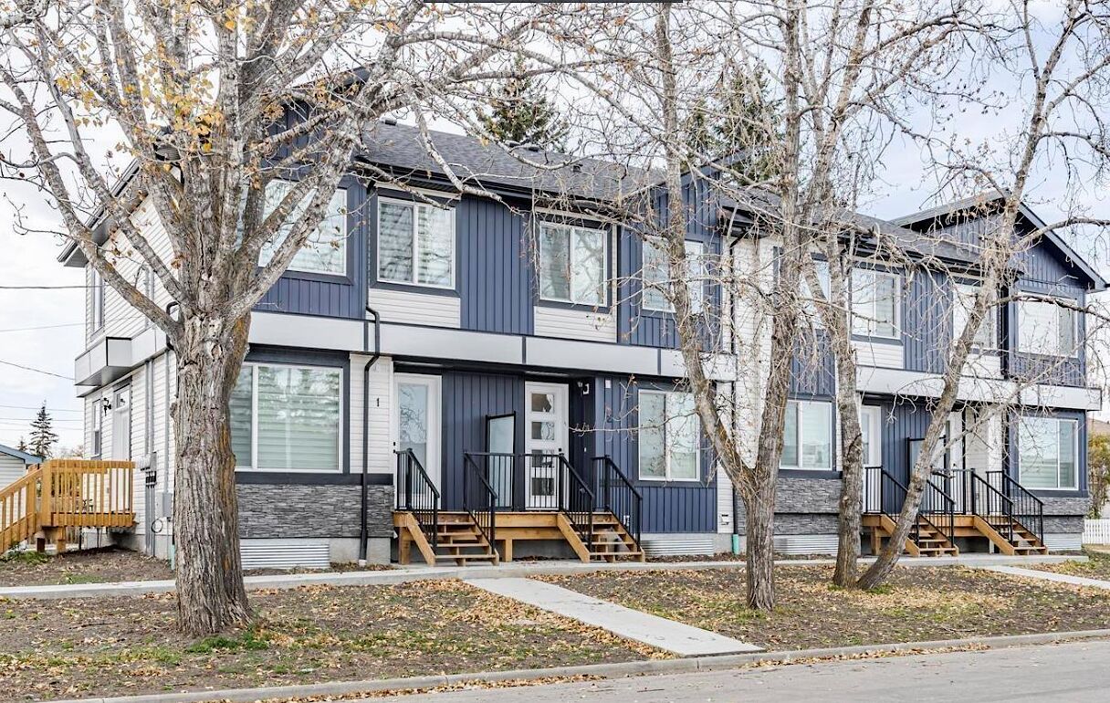 Edmonton Pet Friendly Townhouse For Rent | Glenwood | Cute Townhomes ...
