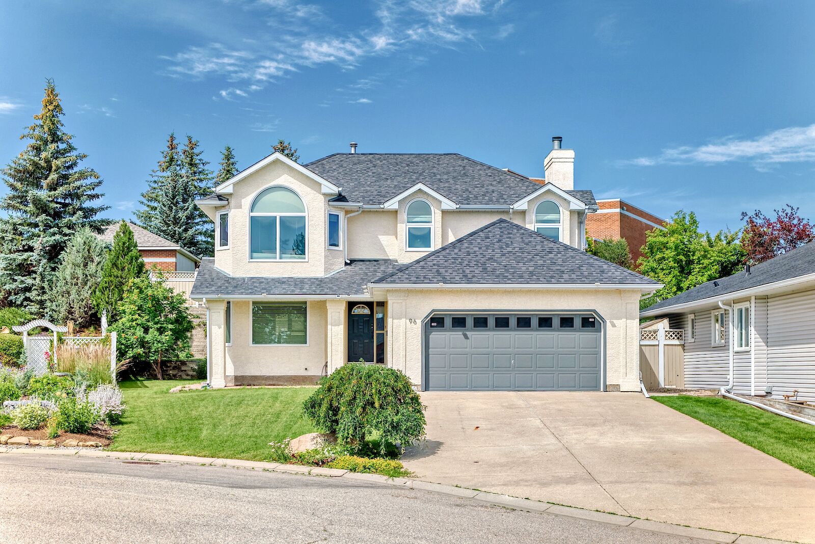 Calgary House For Rent | Shawnee Slopes | Fully Furnished 3 Bedroom ...