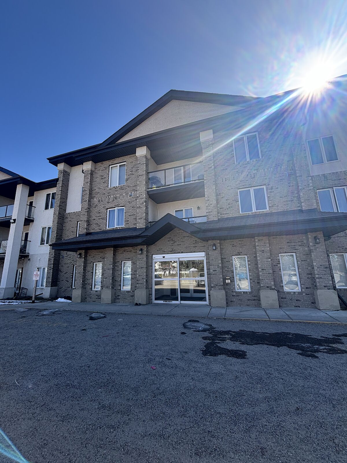 Red Deer Pet Friendly Condo Unit For Rent | Kentwood East | Newly ...