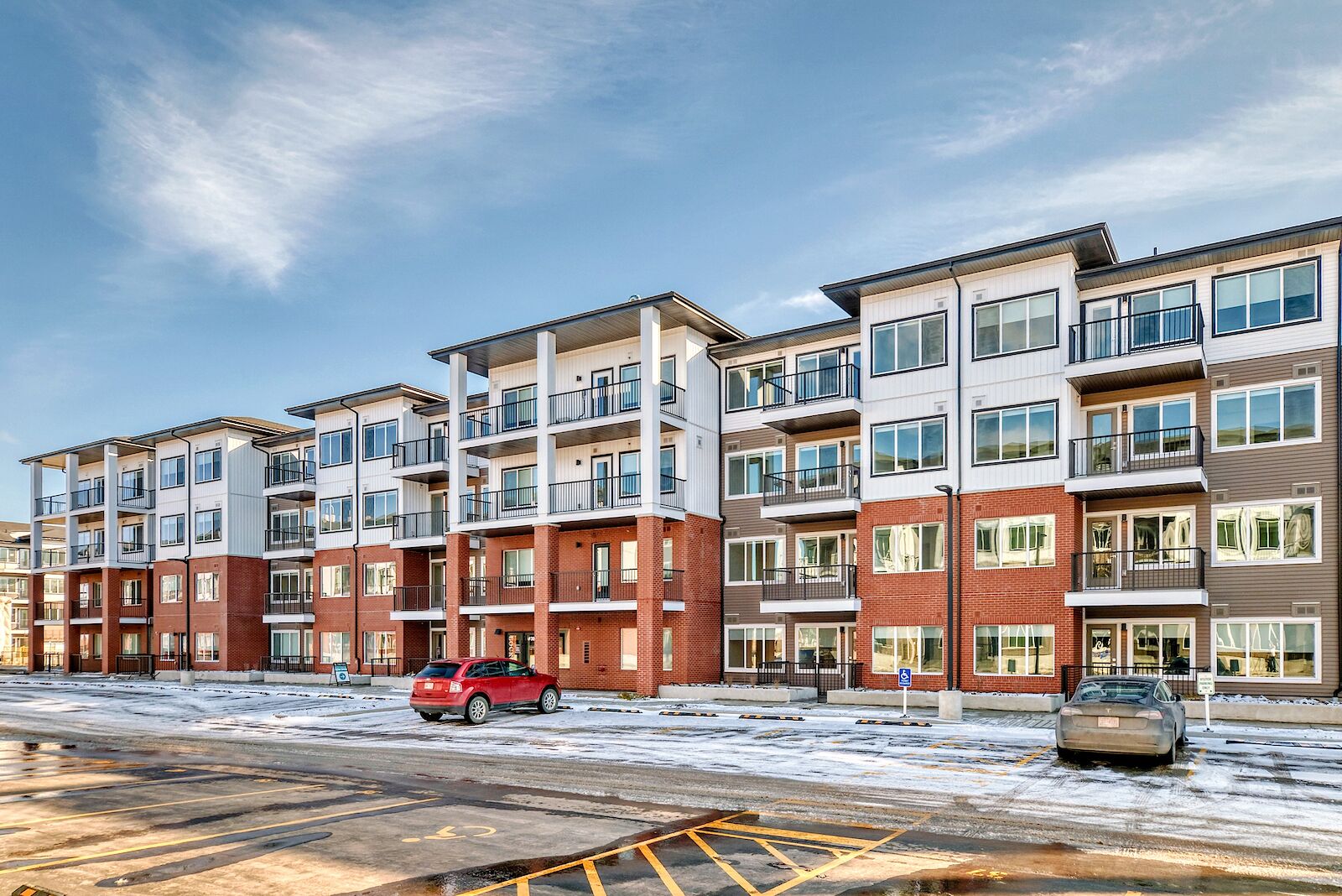 Chestermere Pet Friendly Apartment For Rent | Brand new Condos and Town ...