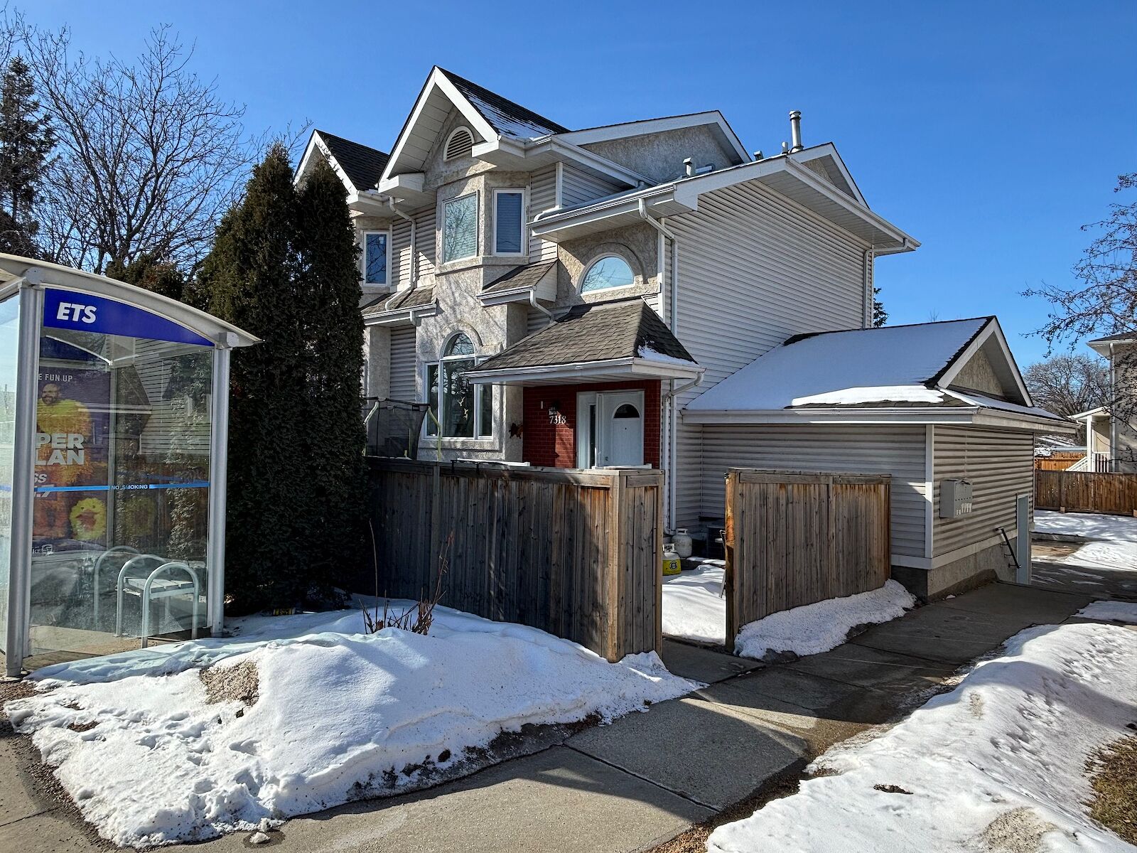 Edmonton Room For Rent For Rent | McKernan | 2 Rooms for rent June | ID ...