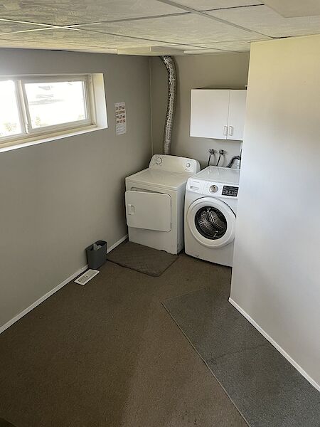 Edmonton Pet Friendly Basement For Rent | Daly Grove | 2 bedroom ...