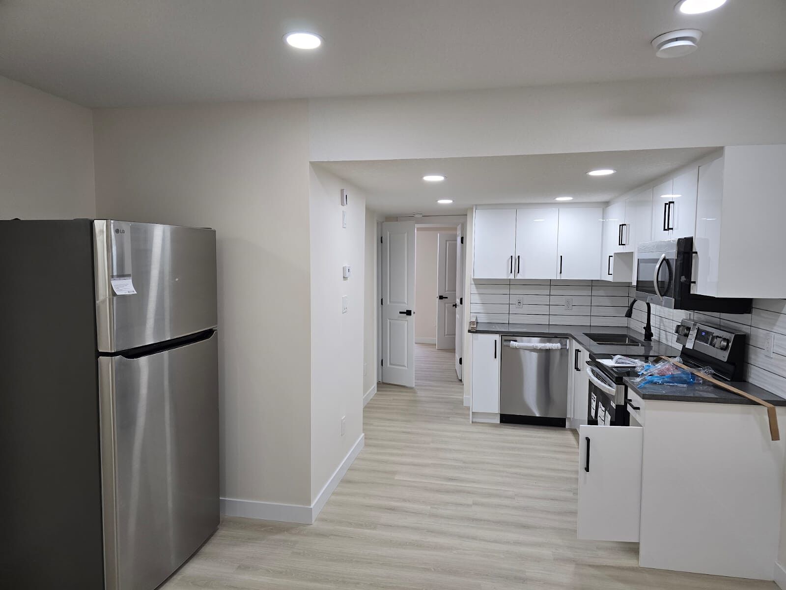 Edmonton Basement For Rent | Kinglet Gardens | Newly built legal one ...