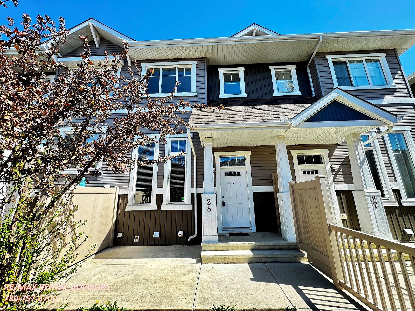 Edmonton Townhouse For Rent | Heritage Valley | FAMILY FRIENDLY 3 BED ...