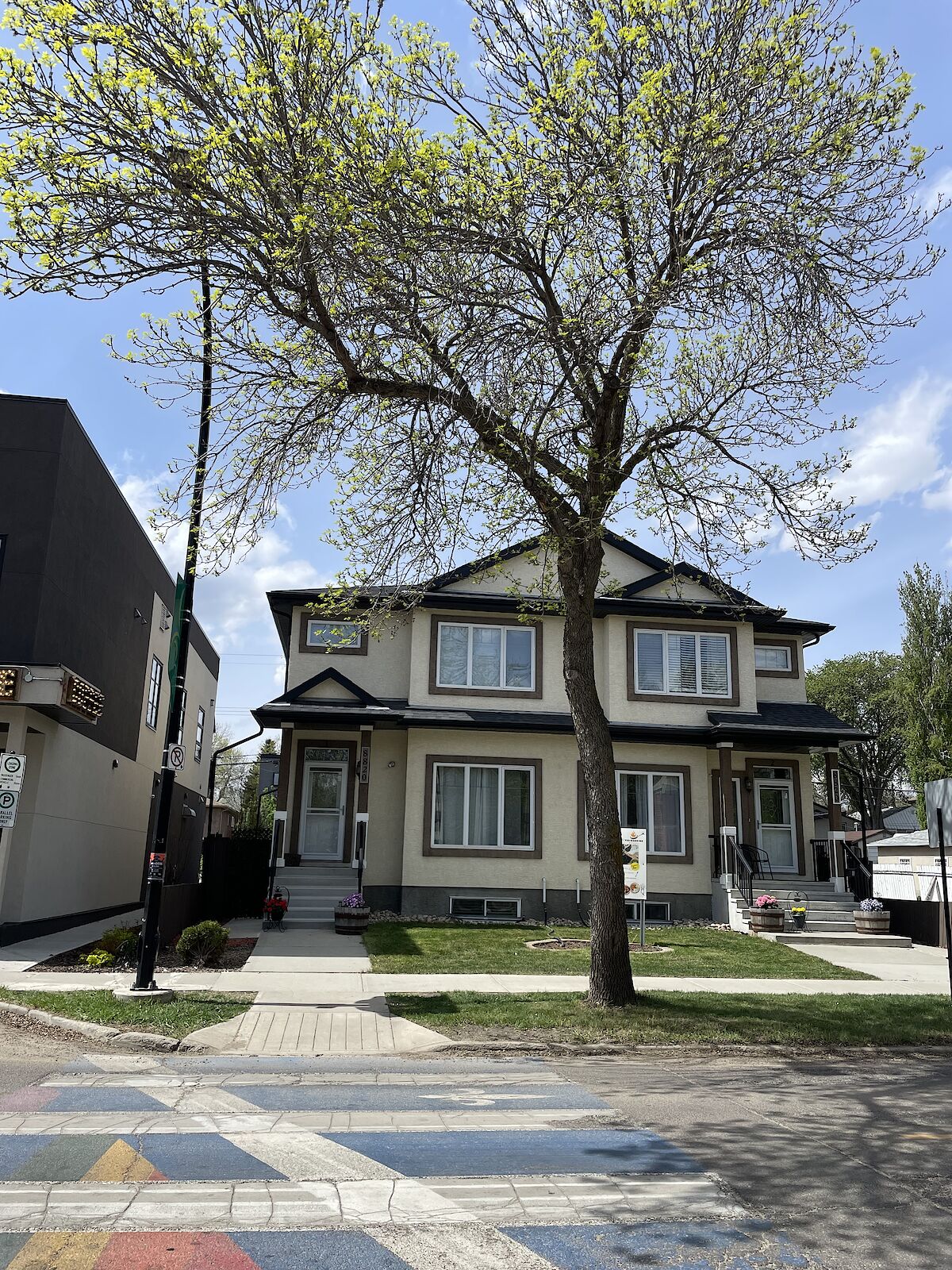 Edmonton Duplex For Rent | Bonnie Doon | Modern 4-Bedroom Home with ...