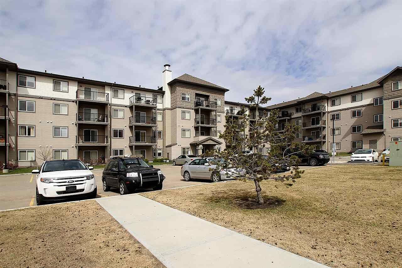 Edmonton Condo Unit For Rent | Clareview | Top floor 2 bedroom 2 bath ...