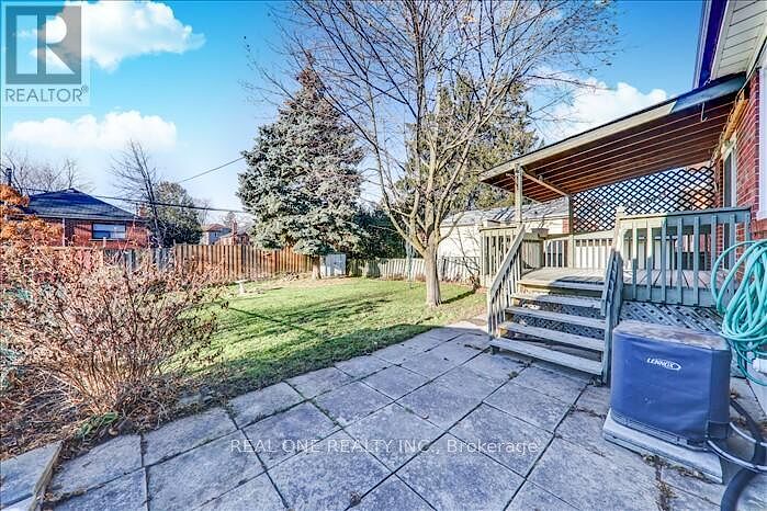 Toronto House For Rent | House in Toronto (Wexford-Maryvale | ID 637741 ...