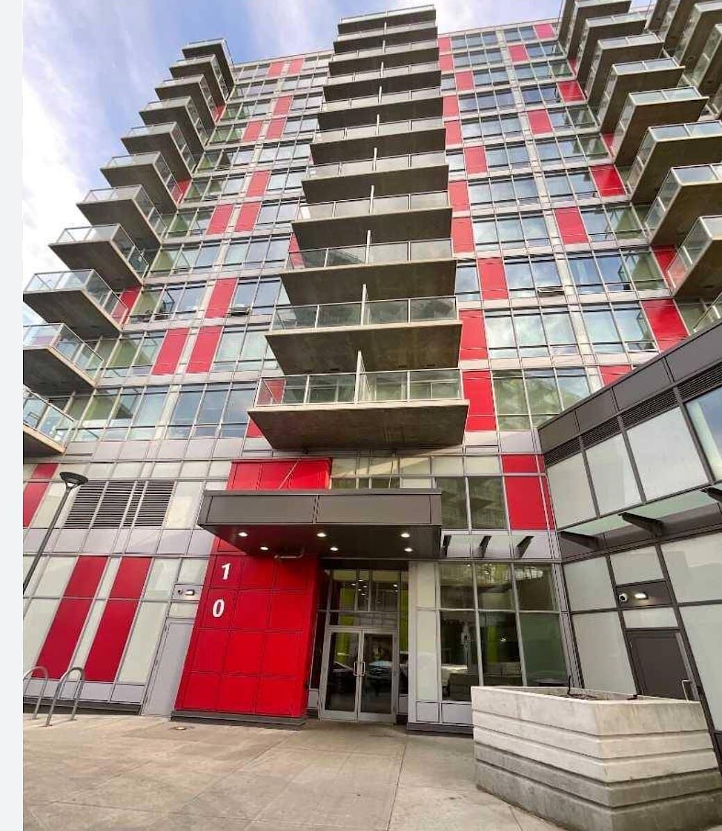 Calgary Pet Friendly Condo Unit For Rent | Brentwood | 2 Bed, 2 Bath ...