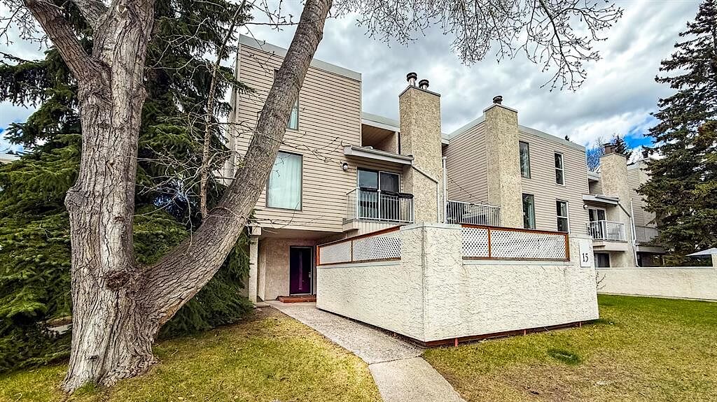 Calgary Pet Friendly Townhouse For Rent | Varsity | 2 bedrooms with ...