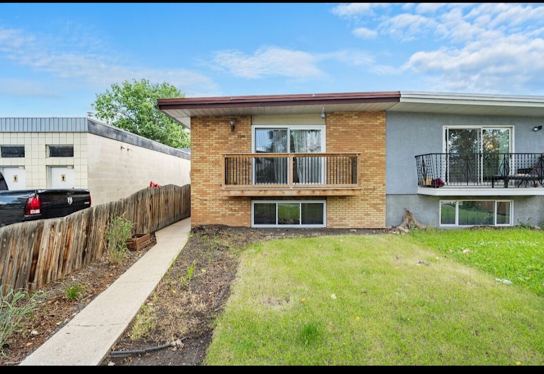 Calgary Duplex For Rent | Inglewood | All Inclusive | Furnished 3-Bed ...