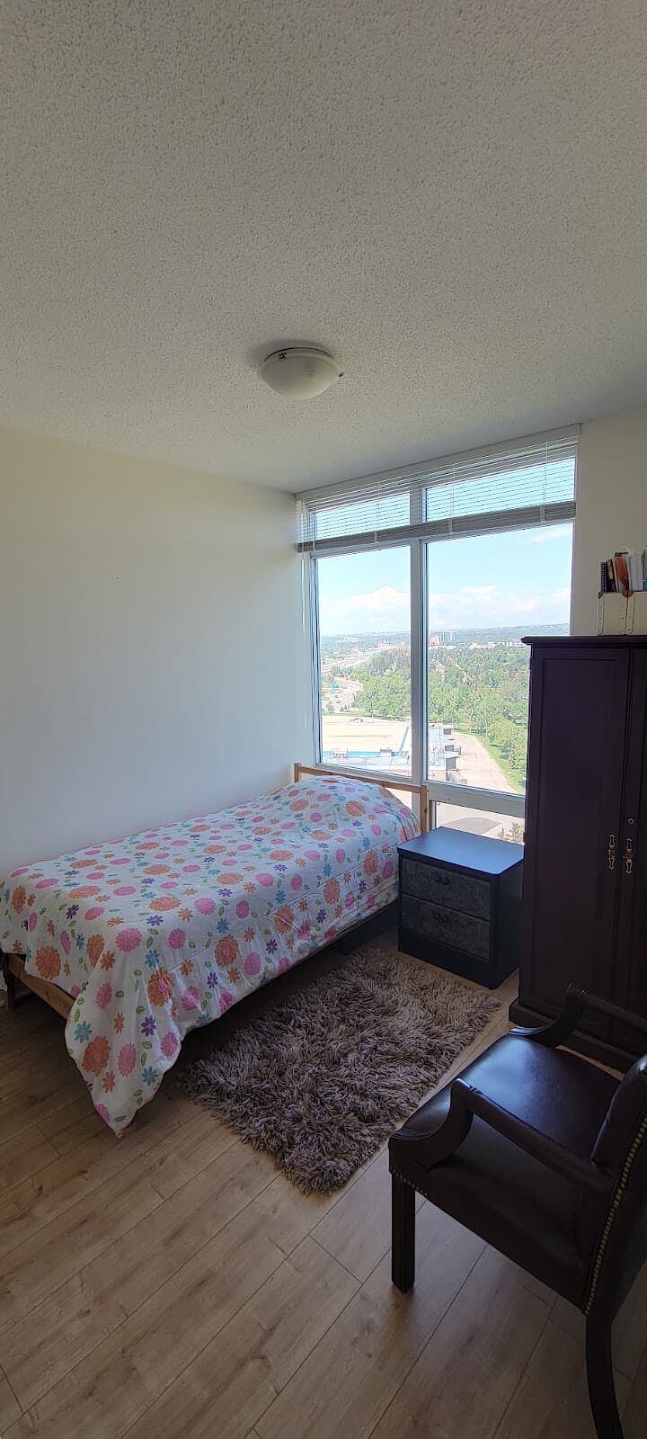 Calgary Room For Rent For Rent | Brentwood | Furnished room for rent in ...