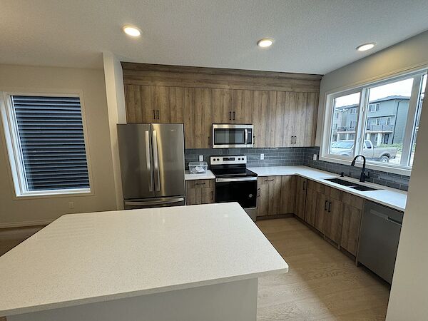 Calgary Pet Friendly Fourplex For Rent | Capitol Hill | New Build 3 ...