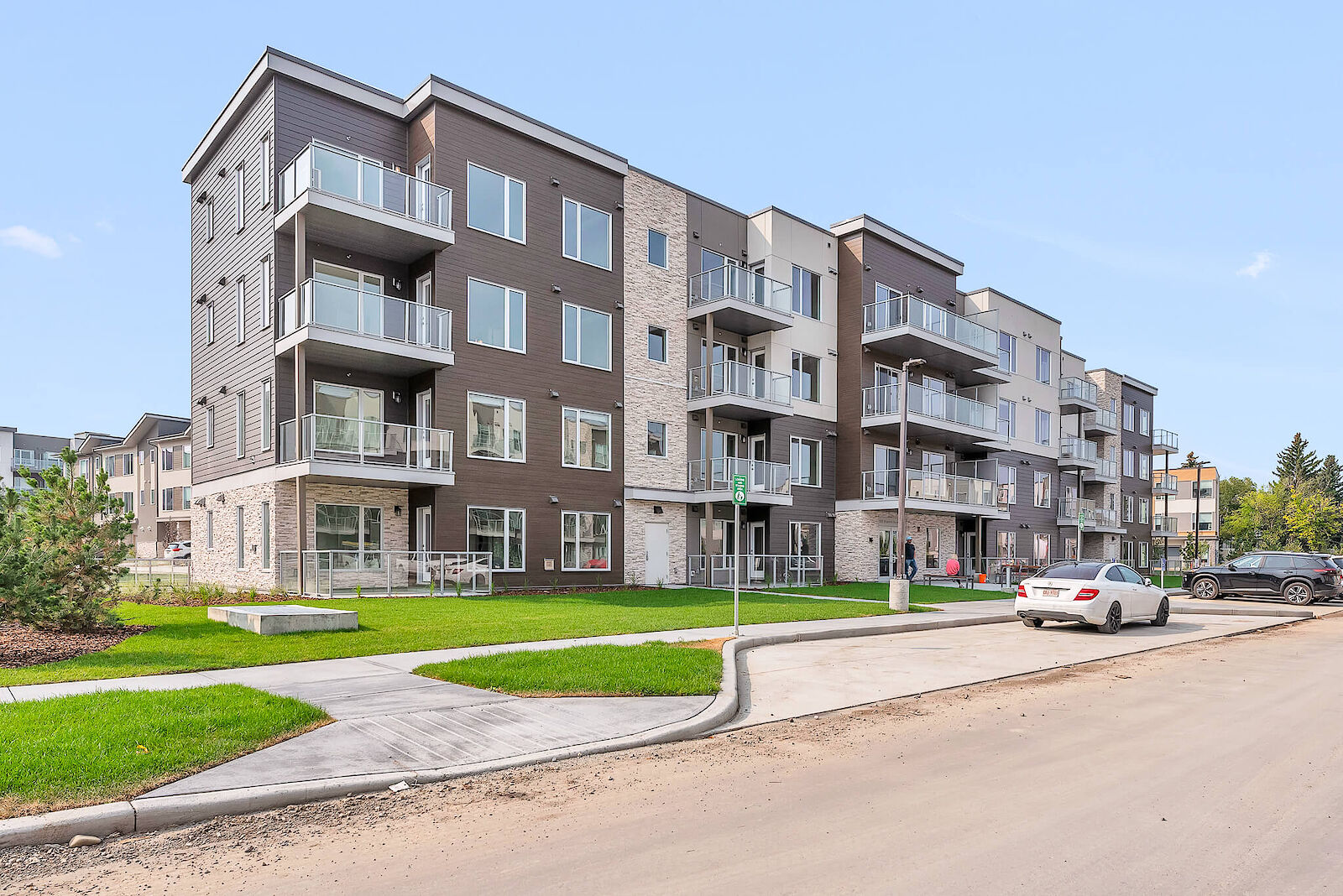 Calgary Pet Friendly Condo Unit For Rent | Shawnee Slopes | 2 ...