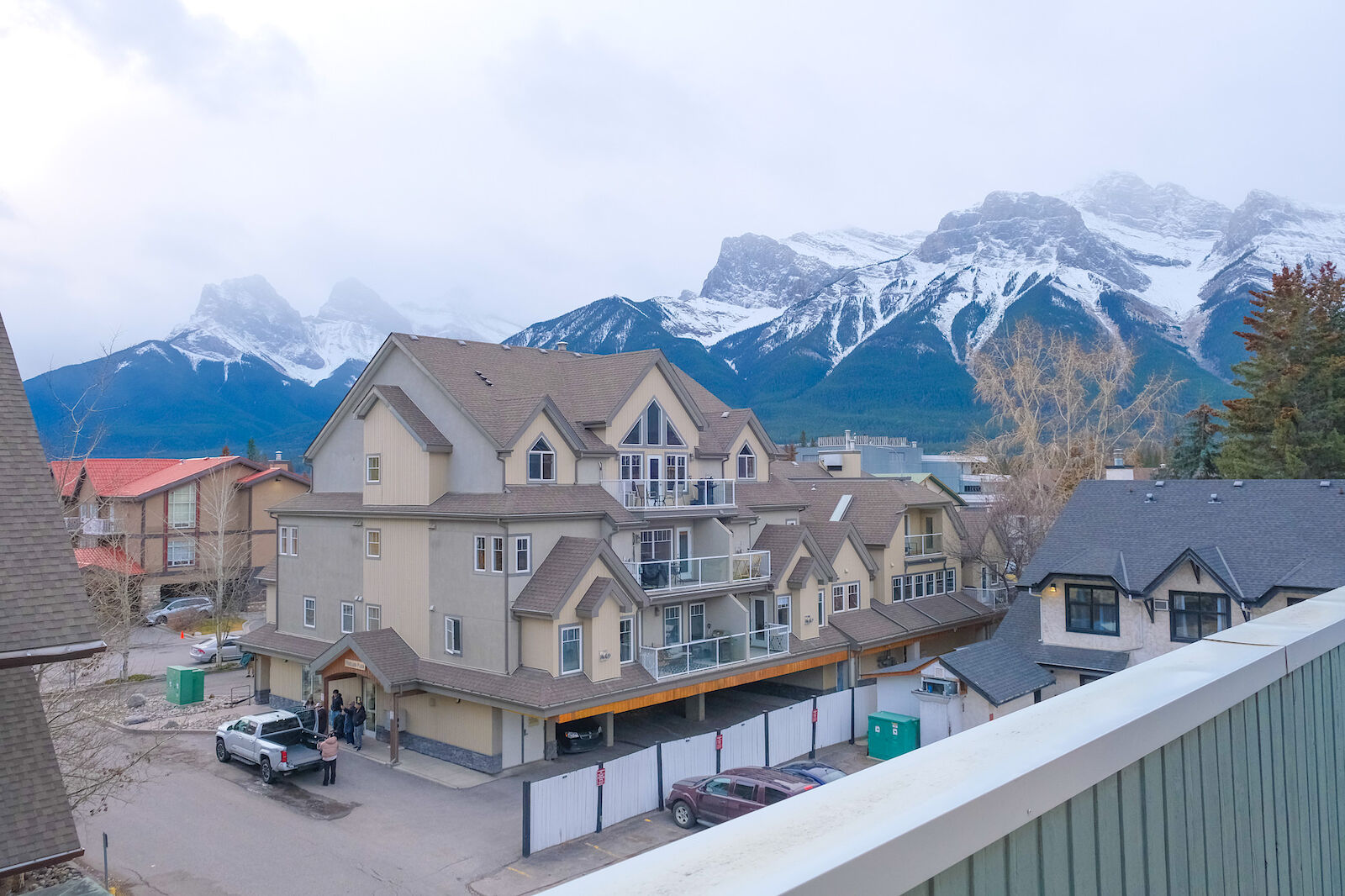 Canmore Condo Unit For Rent | Mountain View 2 Bed Furnished | ID 697165 ...