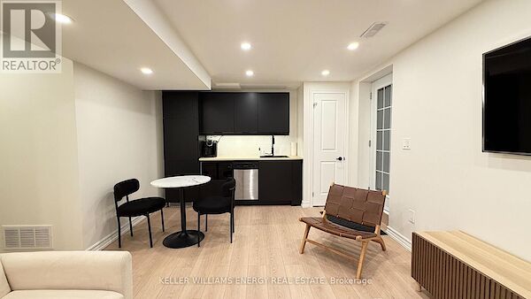 Oshawa House For Rent | House in Oshawa (Taunton | ID 706437 ...