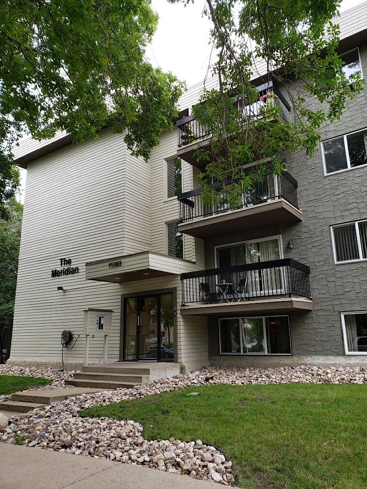 Edmonton Pet Friendly Condo Unit For Rent | Oliver | Gorgeous Fully ...